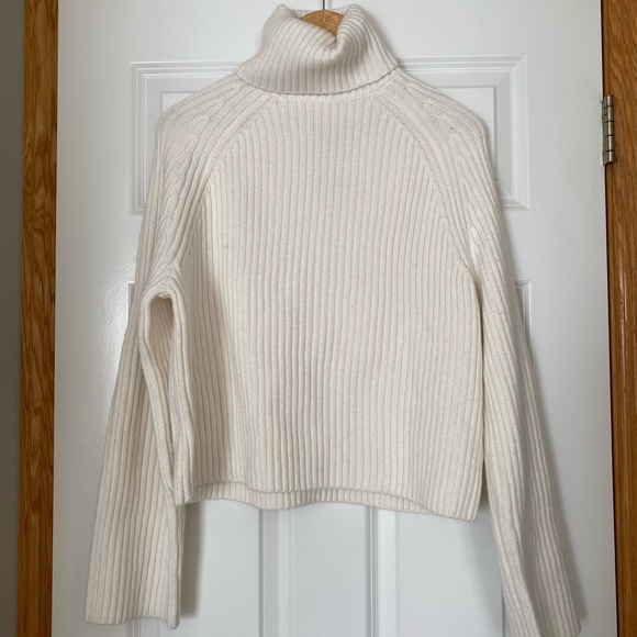 H&M | Sweaters | Nwt Hm Cream Turtle Neck Sweater | Poshmark